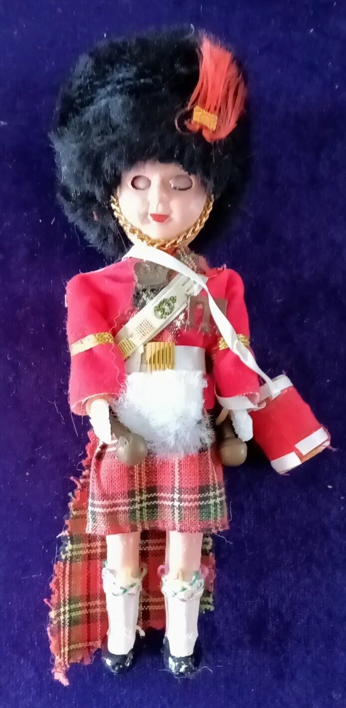 Vintage Empire Made Scottish Souvenir Color Guard Doll Hard Plastic ...