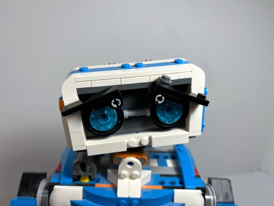 Lego BOOST Creative Toolbox robot 17101 Build control robot Educational ...