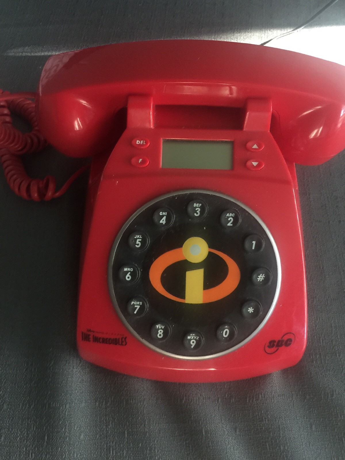 SBC Vintage Disney THE INCREDIBLES Red Touchstone Phone | eBay