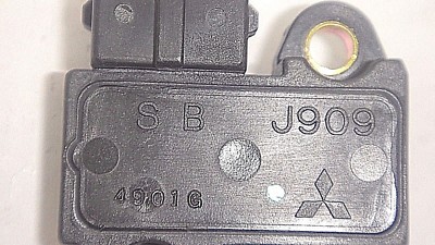 NEW GENUINE/ OEM J909 MD611382 MD611539 F0JY-12A297-C JE01-18-V60 LX578 ...