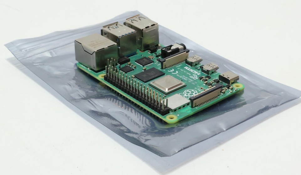 Raspberry Pi 4 Computer Model B 4GB RAM (2018) READ LISTING | eBay