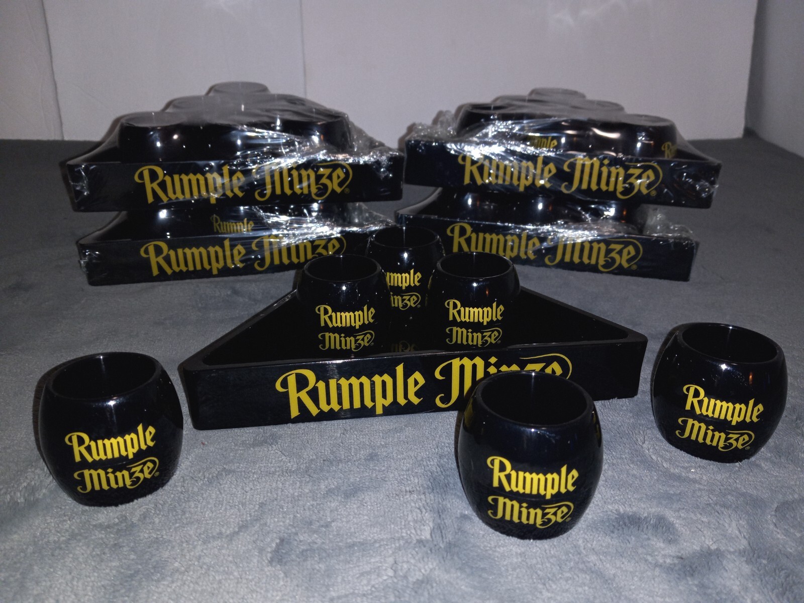 Rumple Minze Set of 6 Plastic Shot Glasses & Triangle Holder Vintage ...