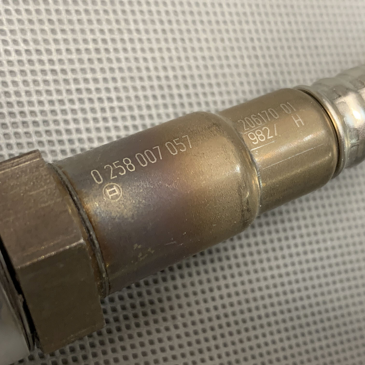 OE GENUINE Oxygen Sensor O2 0258007057 Upstream For 1999-2005 ...