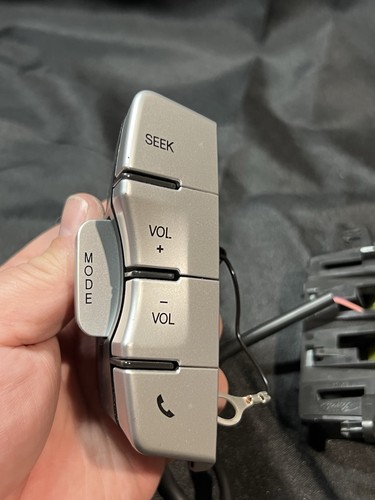 Genuine Ford FPV Falcon FG cruise Control Switches Silver Used! TESTED ...