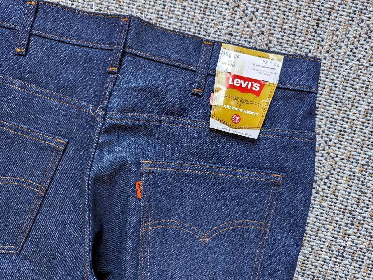 vintage LEVIS w/tags 684 jeans 38x34 bell bottoms BIG BELLS vintage LEVIS w/tags 684 jeans 38x34 bell bottoms BIG BELLS