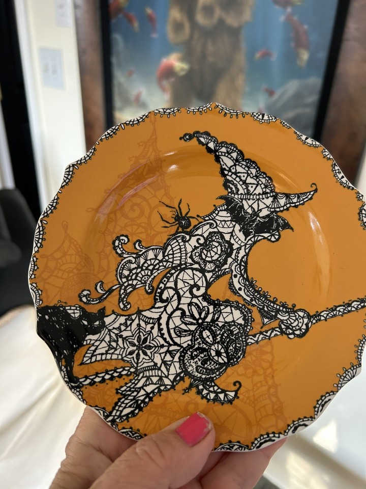 222 FIFTH PLATES HALLOWEEN SET OF 4 WICCAN LACE Appetizer Dessert ...