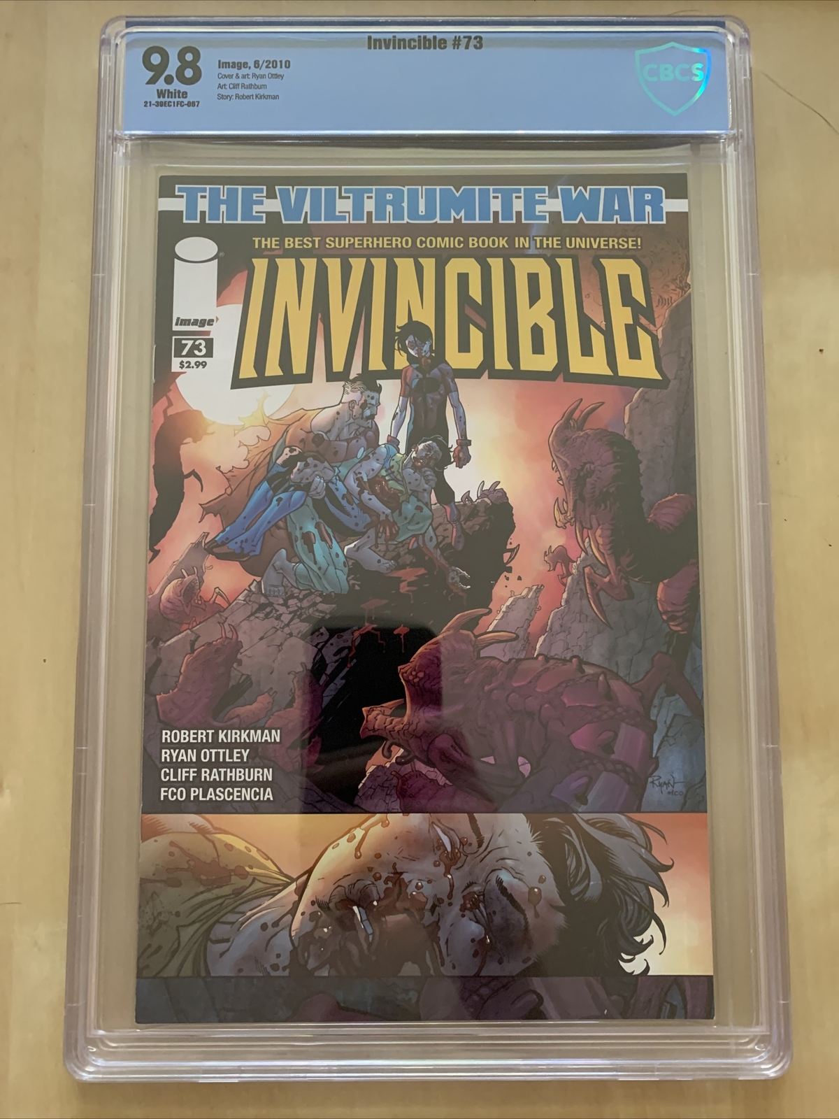 Invincible #73 - CBCS 9.8 - Viltrumite War | eBay