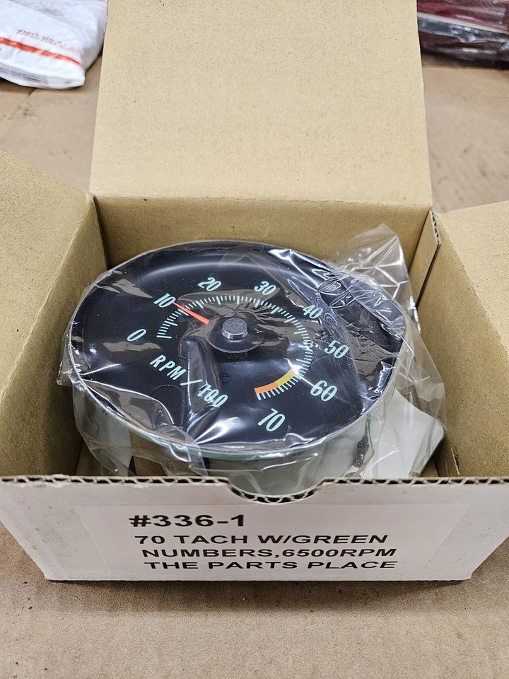1970 Chevelle Monte Carlo El Camino Dash Tach Tachometer 6500 RPM GREEN ...