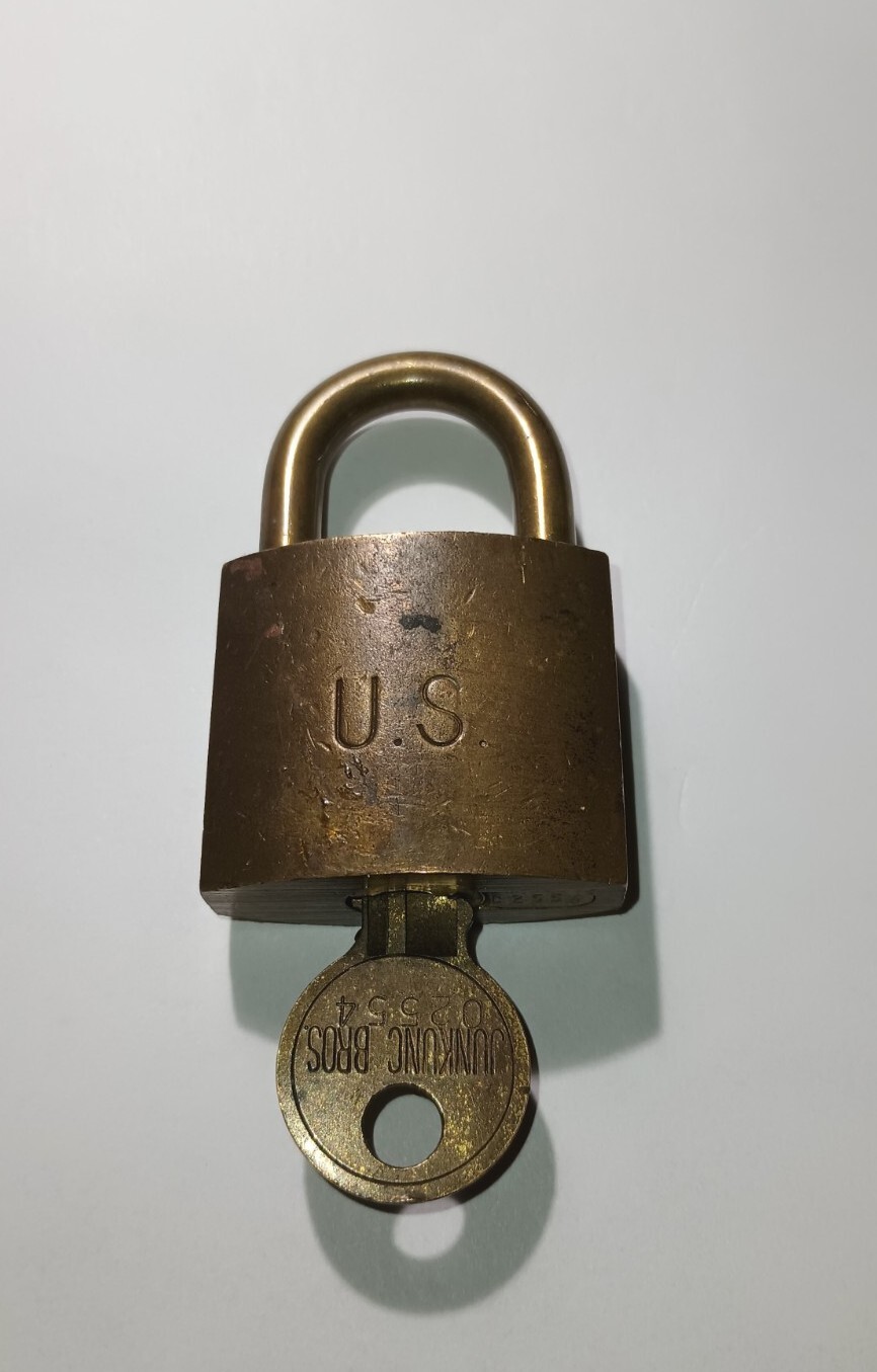 VINTAGE US ARMY AMERICAN LOCK BRASS PADLOCK W/KEY | eBay