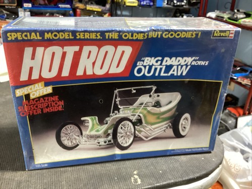 REVELL HOT ROD MAGAZINE ED BIG DADDY ROTH OUTLAW CAR MODEL KIT SEALED ...
