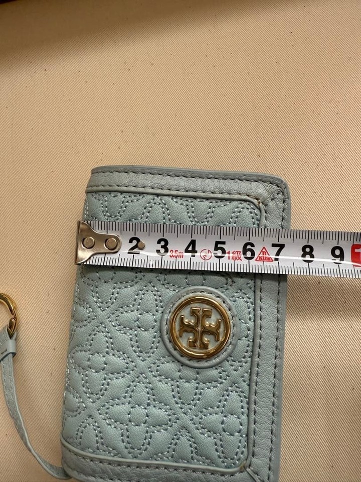 TORY BURCH Embossed Flower Card Case Light Blue Gold Hardware Excellent ...