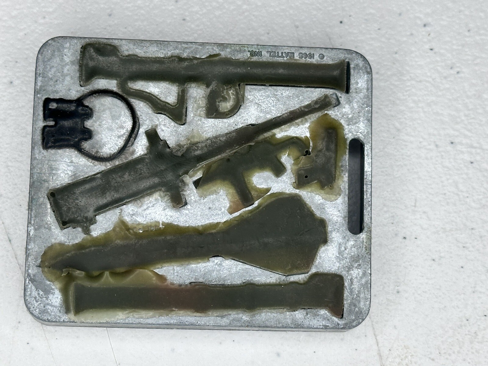 Vintage Mattel Thingmaker Weapons Molds Set - Rare Collectible w ...