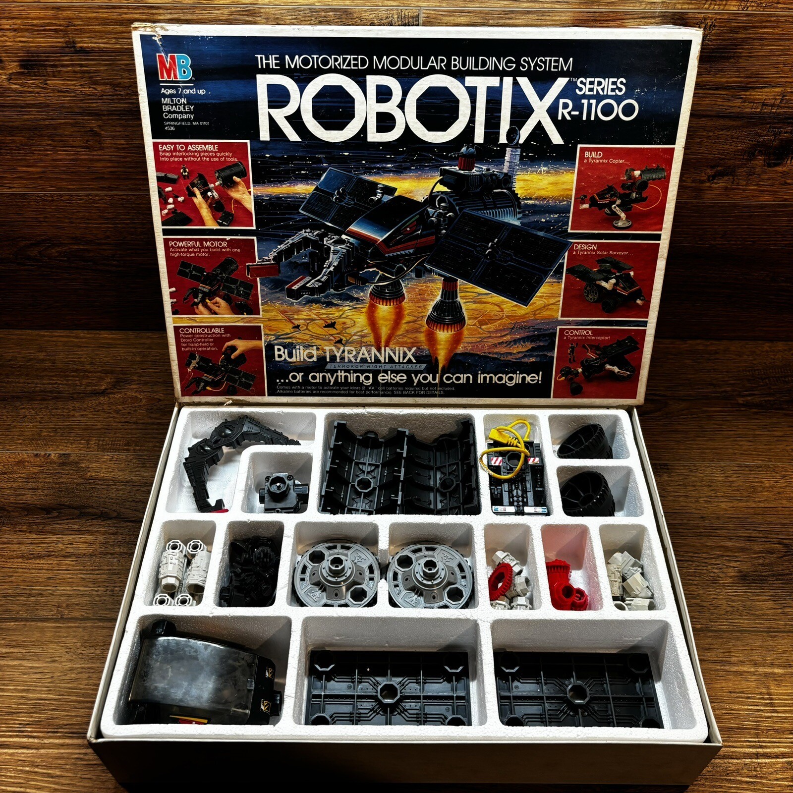 Vintage Robotix Series R-1100 Milton Bradley Game Motorized Building ...