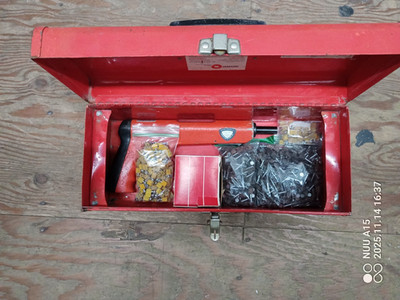 Powder Actuated Tools - Omark