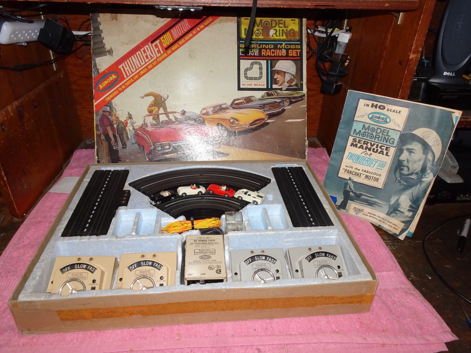 T-Jet Slot Car Set AURORA MODEL MOTORING THUNDERJET 500 SET ...