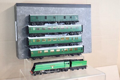 DJH SOUTHERN PRIDE MODELS EM GAUGE KIT BUILT BR 4-6-2 PADSTOW LOCO ...