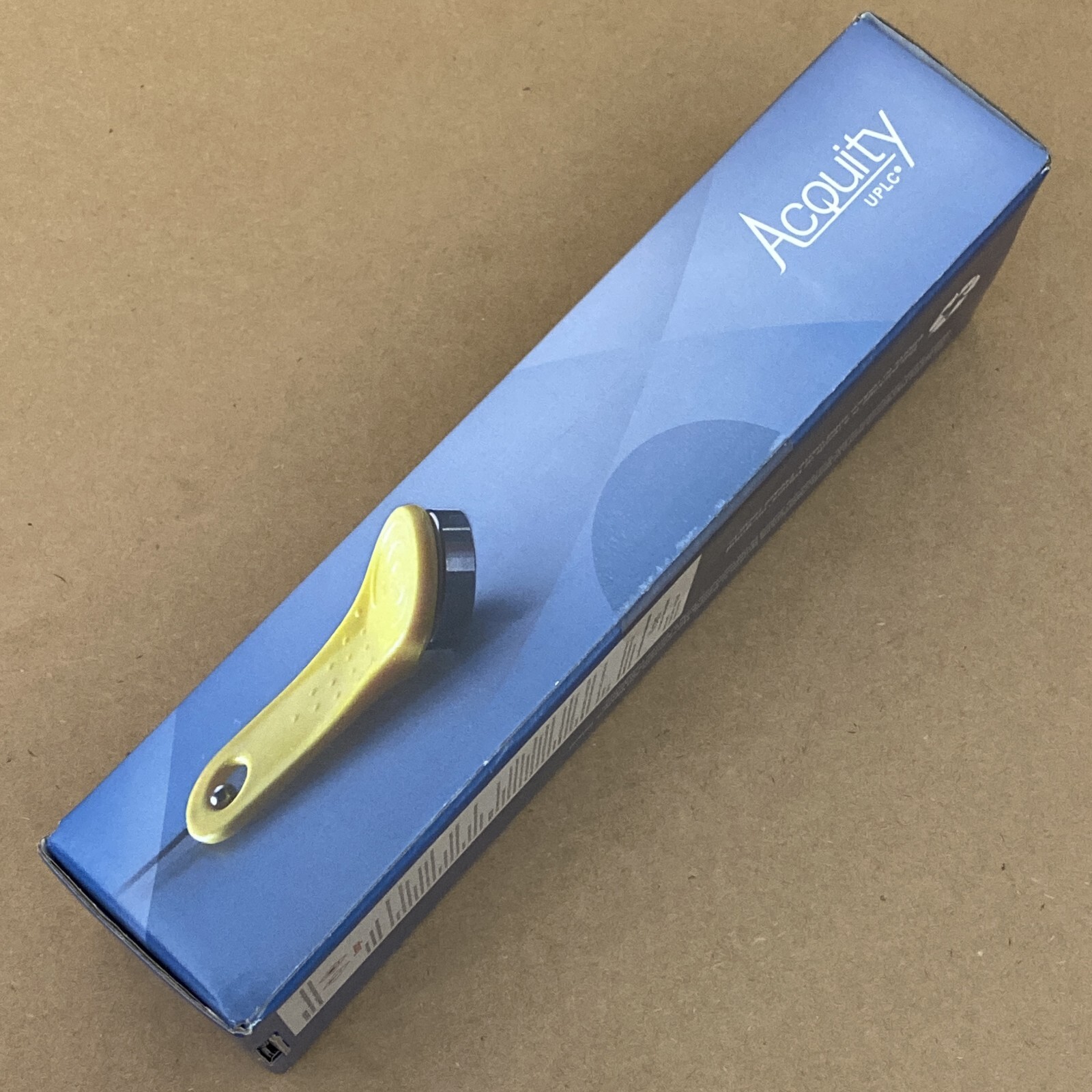 - Waters 186005301 ACQUITY UPLC CSH C18 Column 130Å 1.7 µm 3x100mm for ...