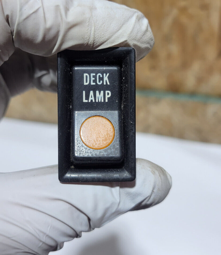 Toyota HiLux Pickup Truck 4Runner DECK LAMP SWITCH REAR LIGHT BED 84 ...