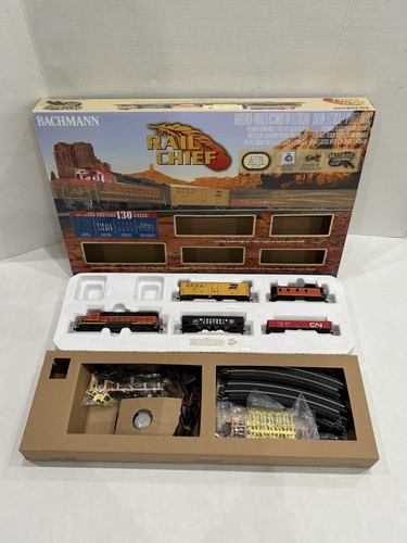 Bachmann 00706 Rail Chief Electric Train Set BNSF Locomotive- Pieces ...