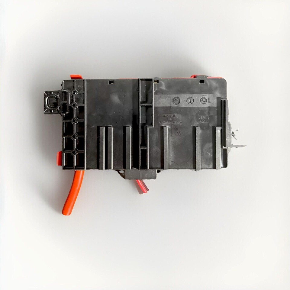 16-19 BMW OEM G11 G12 G14 G15 G16 G30 B+ Junction Terminal Power Relay ...