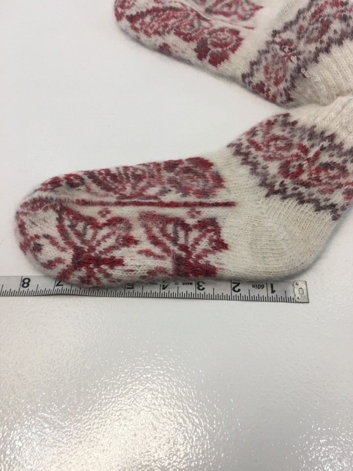 100% Wool Womens Yarn Spun Thick Cozy Winter Ankle Socks Cream/Red One ...