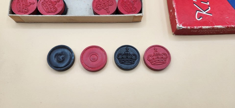 Vintage King Checkers Game Wood Playing Pieces in Box | eBay