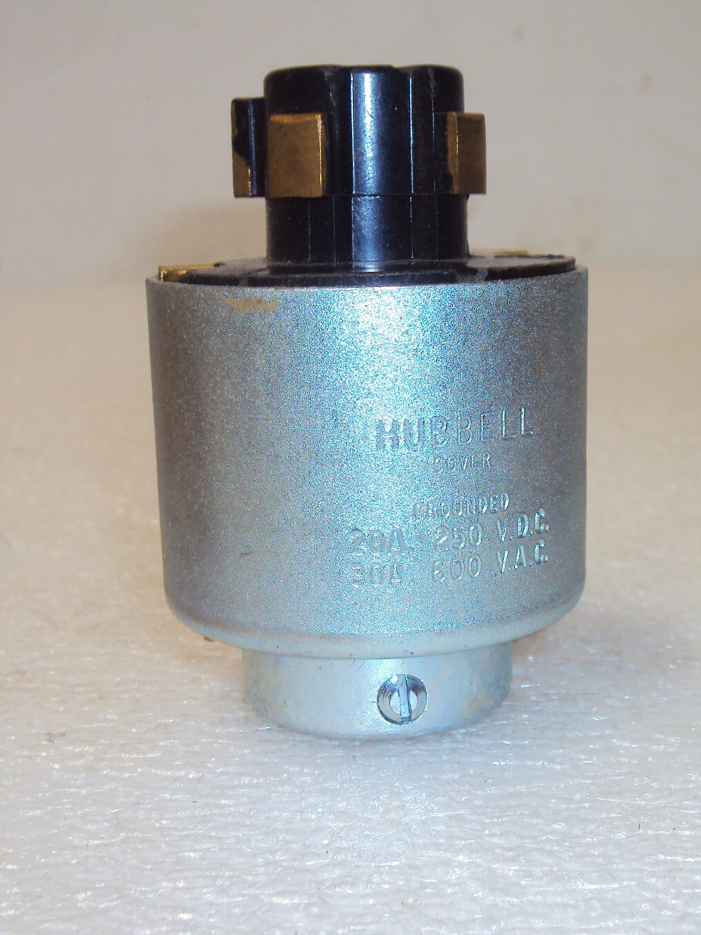 Hubbell 21436A Hubbellock Twist Lock 4-Wire Plug 30A @ 600VAC 20A ...