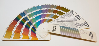 Printing & Graphic Essentials - Pantone Formula Guide