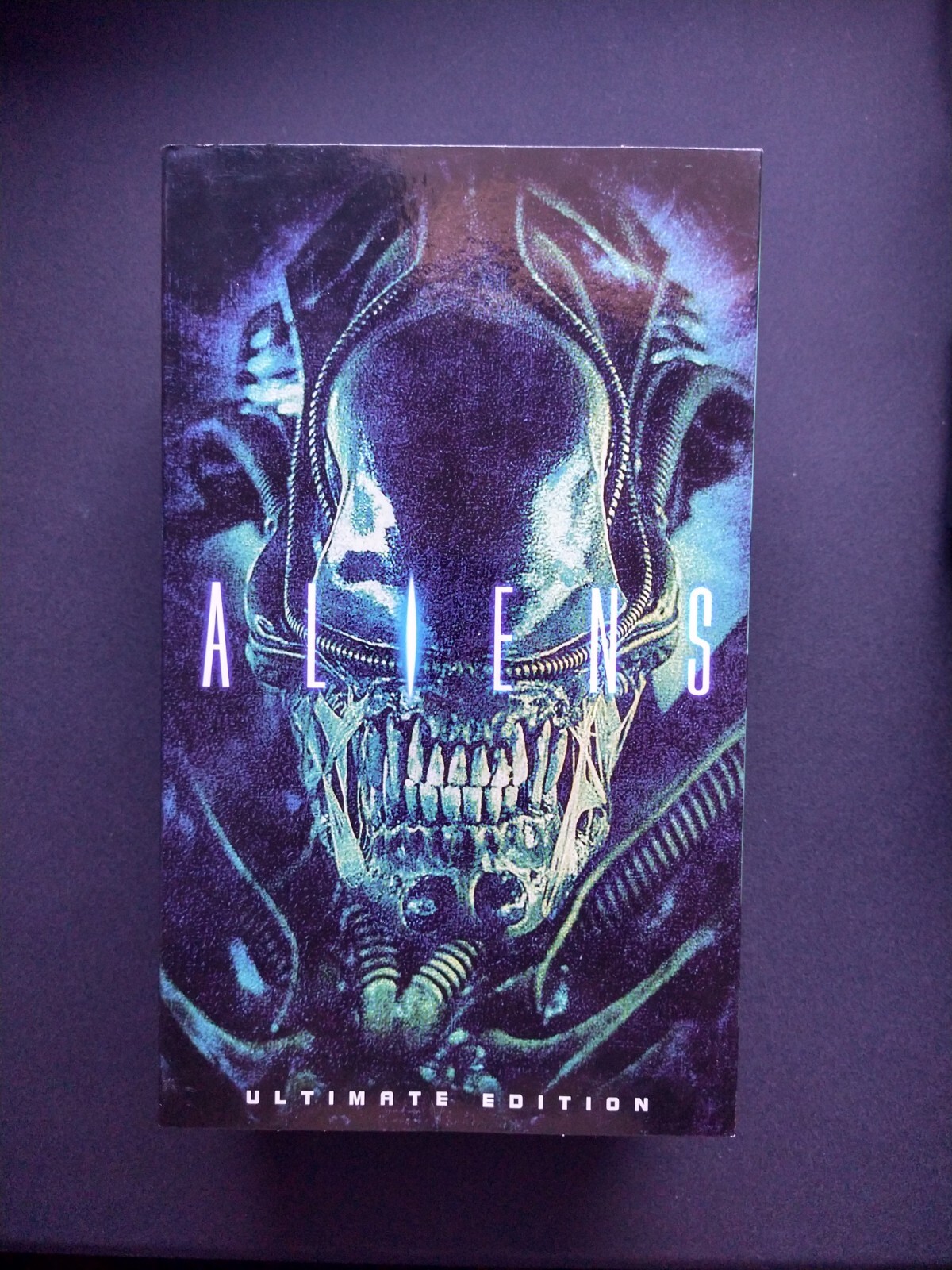 NECA Aliens Ultimate Edition 7" Action Figure (2017) New In Box Aliens ...