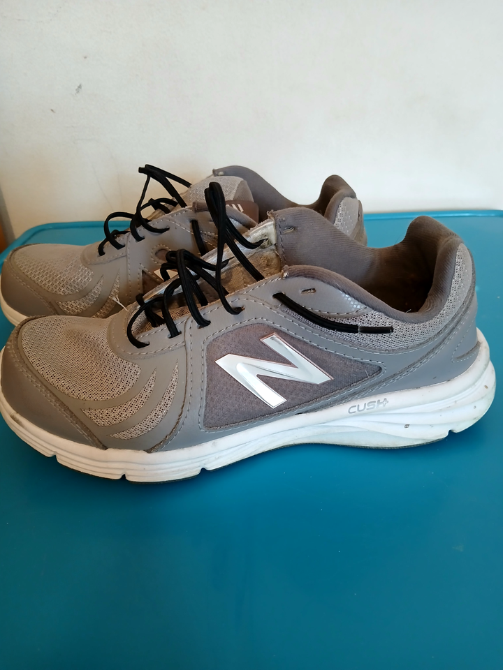 New Balance Men's Aluminum Toe Evolve Industrial Shoe, Black/Grey, 8.5 ...