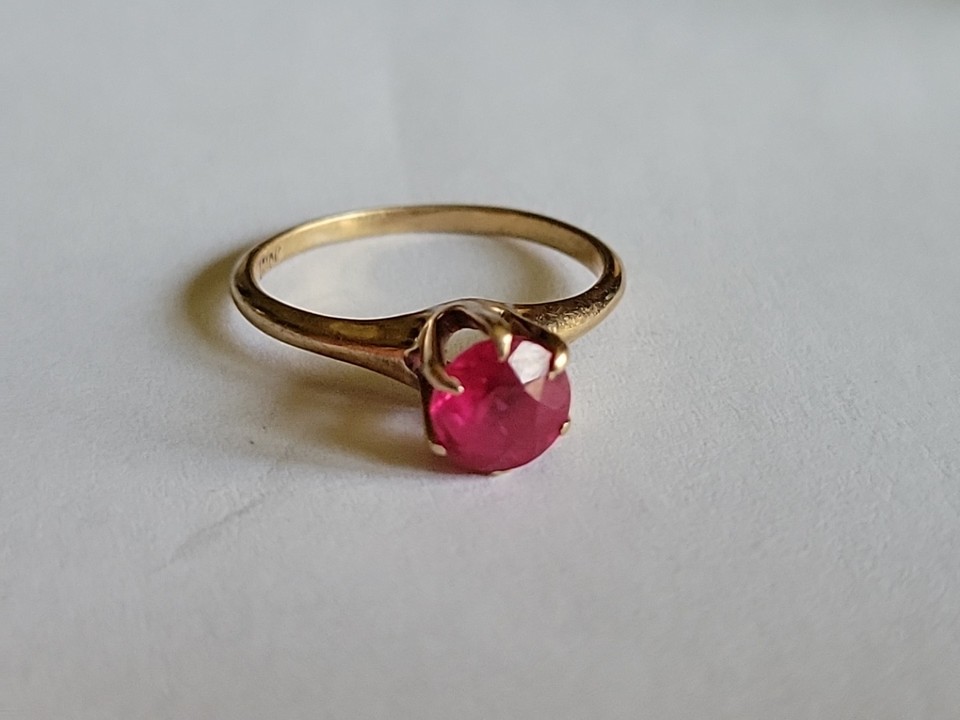 Antique 10K Yellow Gold & 1/2 ct Spinel Or Ruby Girls Ring Size 5 | eBay