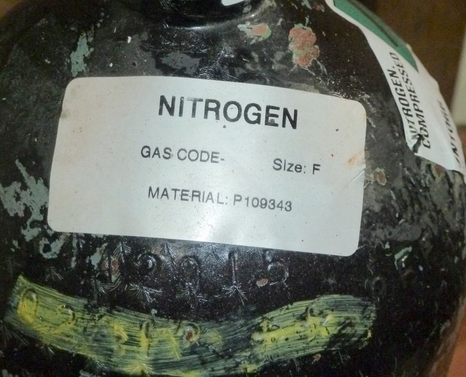 Empty Linde Steel Nitrogen (N) Gas Cylinder 40 Cu Ft CGA 580 Valve, 21 ...