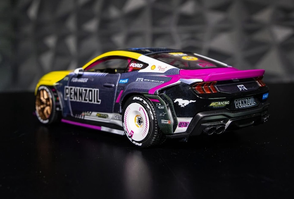 Jada Toys AUTOGRAPHED BY Ben Hobson 2024 Ford Mustang RTR, 1:24 LIMITED ...