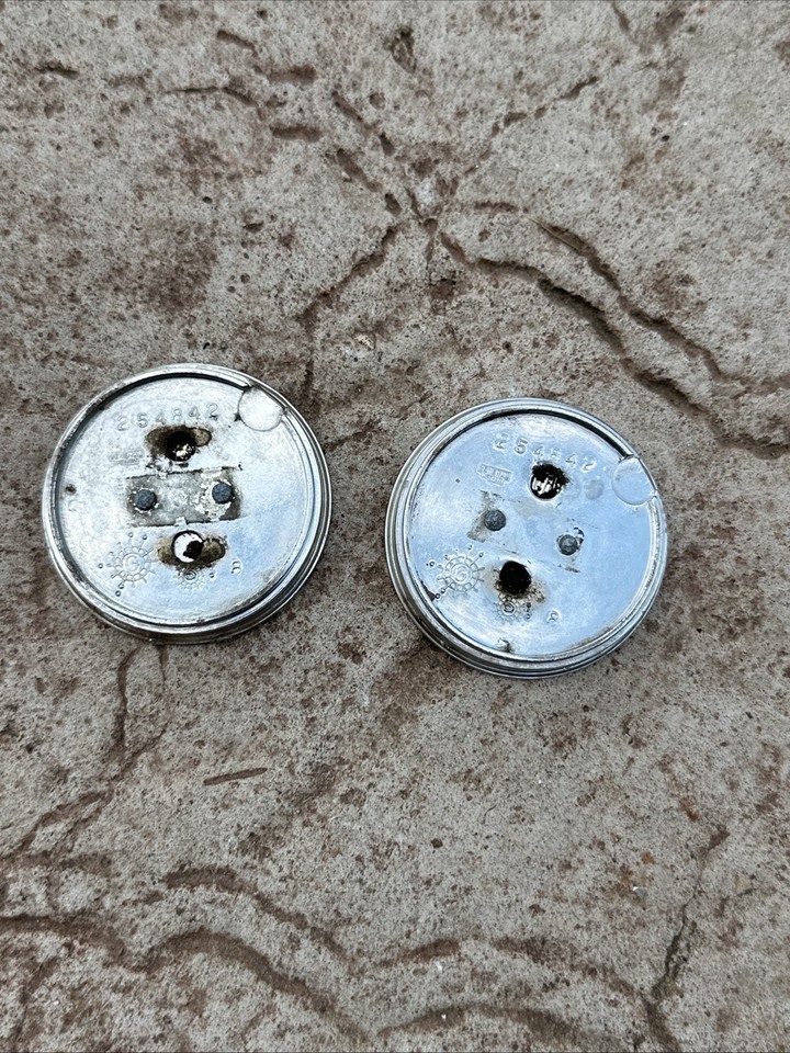 Set of 4 OEM 1981-1985 Chevy Caprice Classic 15" Wire Spoke Hubcaps ...