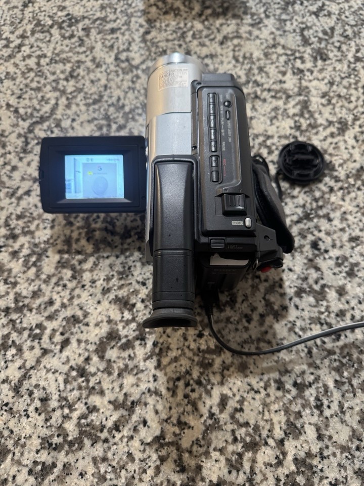 Sony Handycam DCR-TRV130 Digital 8 Camcorder Nightshot Video Recorder ...