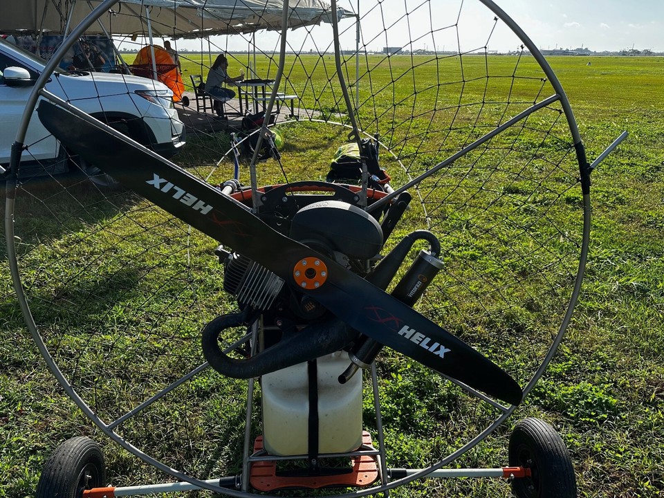 Complete paramotor for both trike and foot launch | eBay