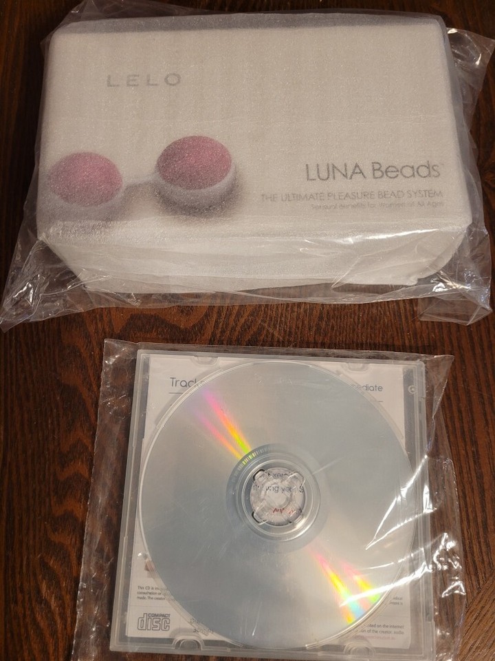 LELO Beads Kegel Exercising Improves Bladder Control Ben Wa Balls ...