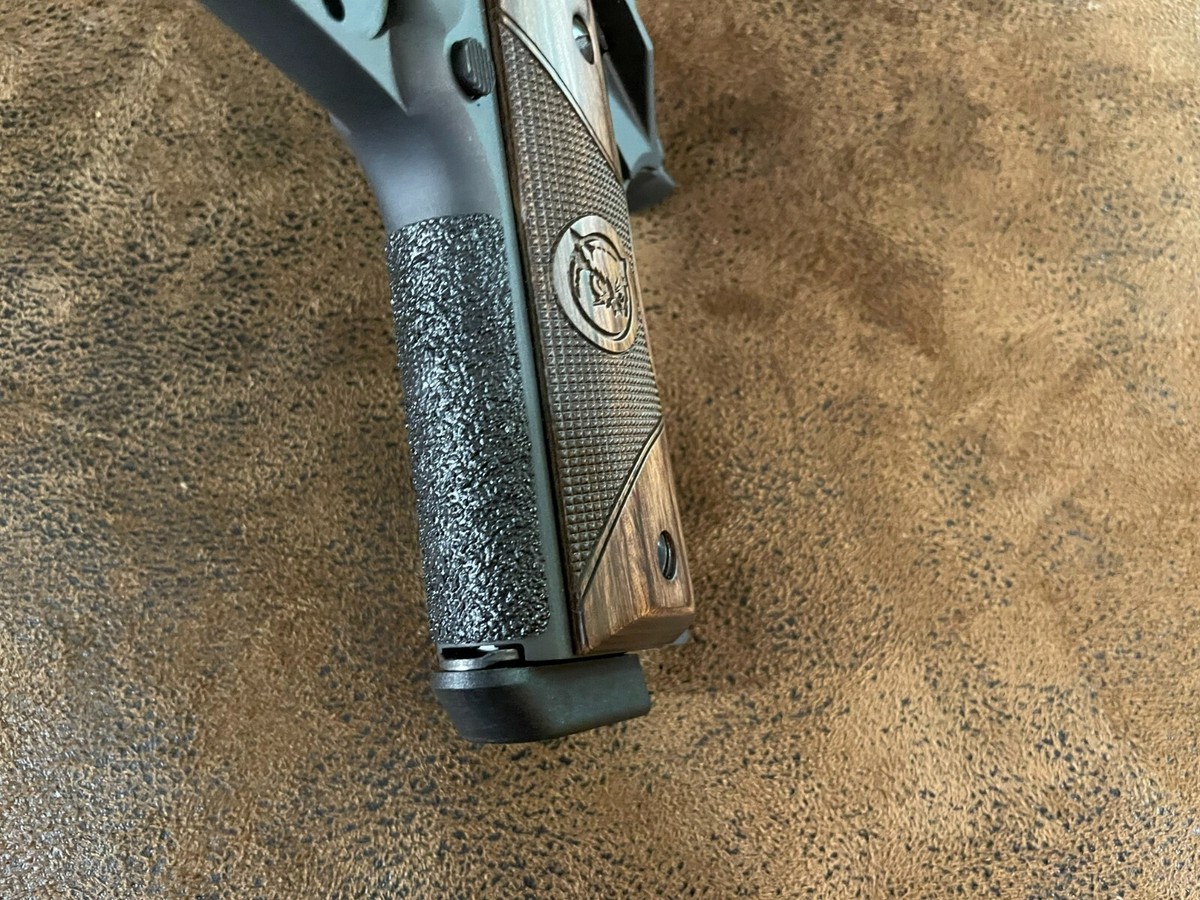 Colt 1911 Tactical Grips