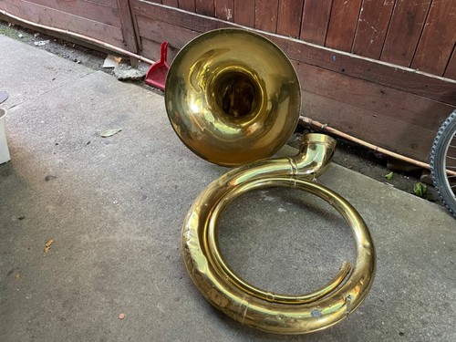 Holton TUBA SOUSAPHONE - 26” BELL | eBay