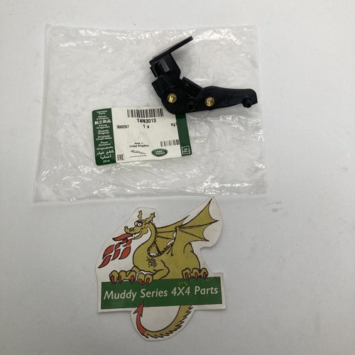 Genuine Land Rover Jaguar XE 2015 > RH Front Wing mounting Bracket ...