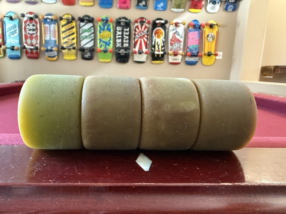 Vintage Sims Snakes Skateboard Wheels Rare Old School Alva Tracker ...