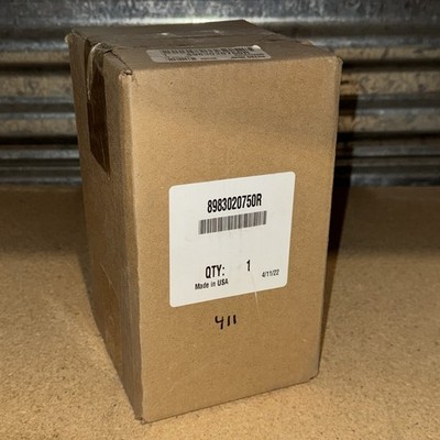 NEW John Deere OEM 8983020750R Engine Oil Filter Element Cross p/n ...