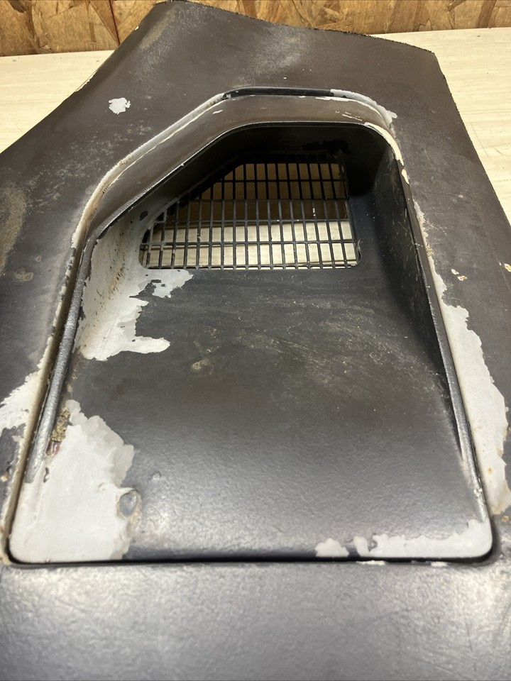 1970-1981 Pontiac Trans Am Fender Vent LH RH Scoop Vent Heat Extractor ...