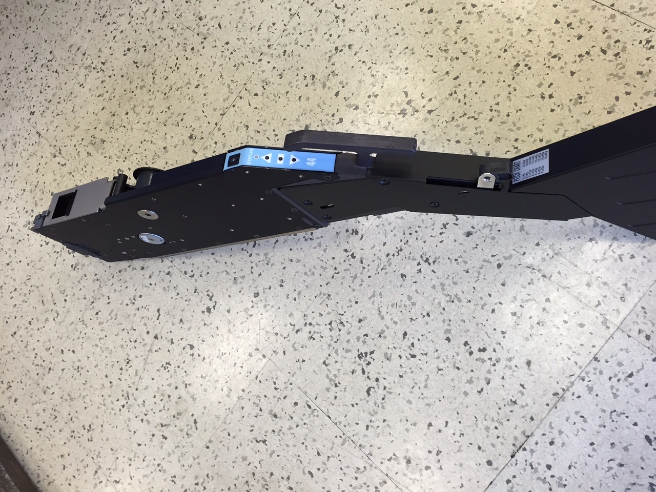 UIC Universal Instruments GSM 44mm Blue Electric MultiPitch Feeder ...