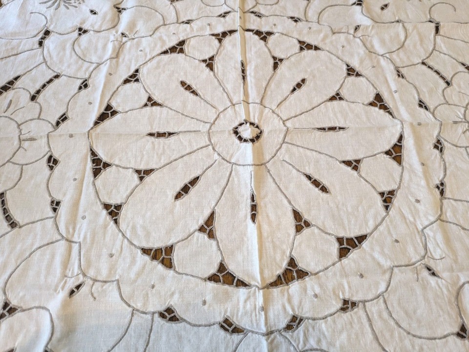 Stunning Hand Embroidered Vintage Tablecloth 32 X 32 Inch | eBay UK