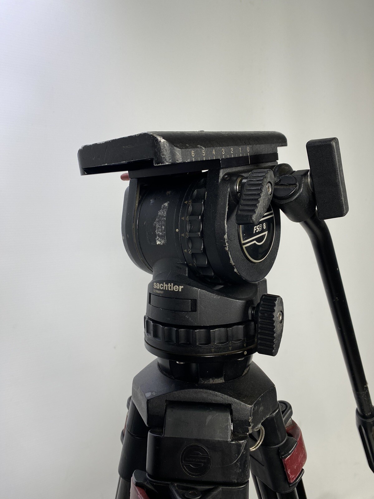 Sachtler FSB8 Fluid Head w/Speed Lock Carbon Fibre Legs, Pan Bar ...