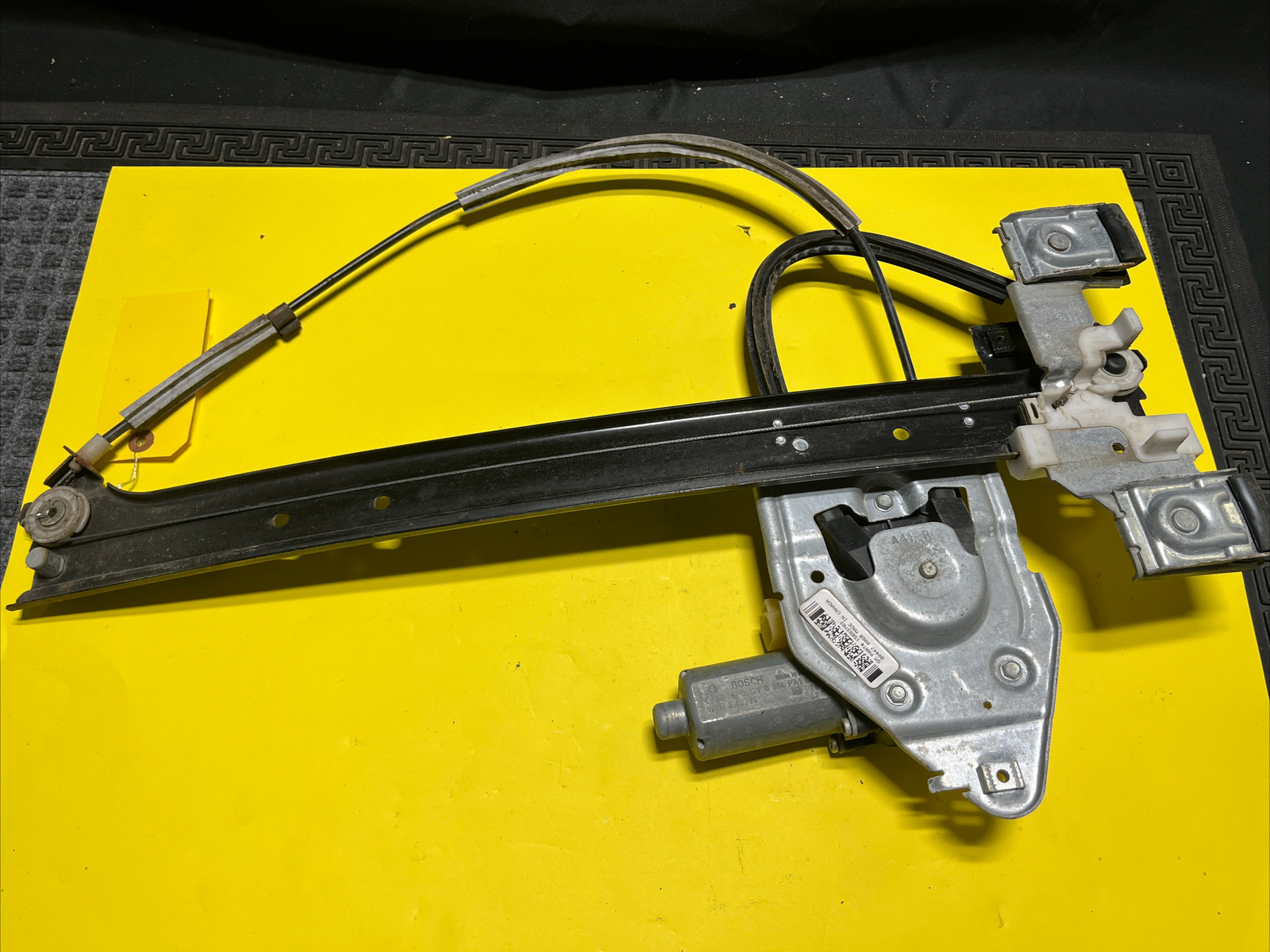 2002-2009 GMC ENVOY REAR RIGHT DOOR WINDOW MOTOR WITH REGULATOR OEM ...