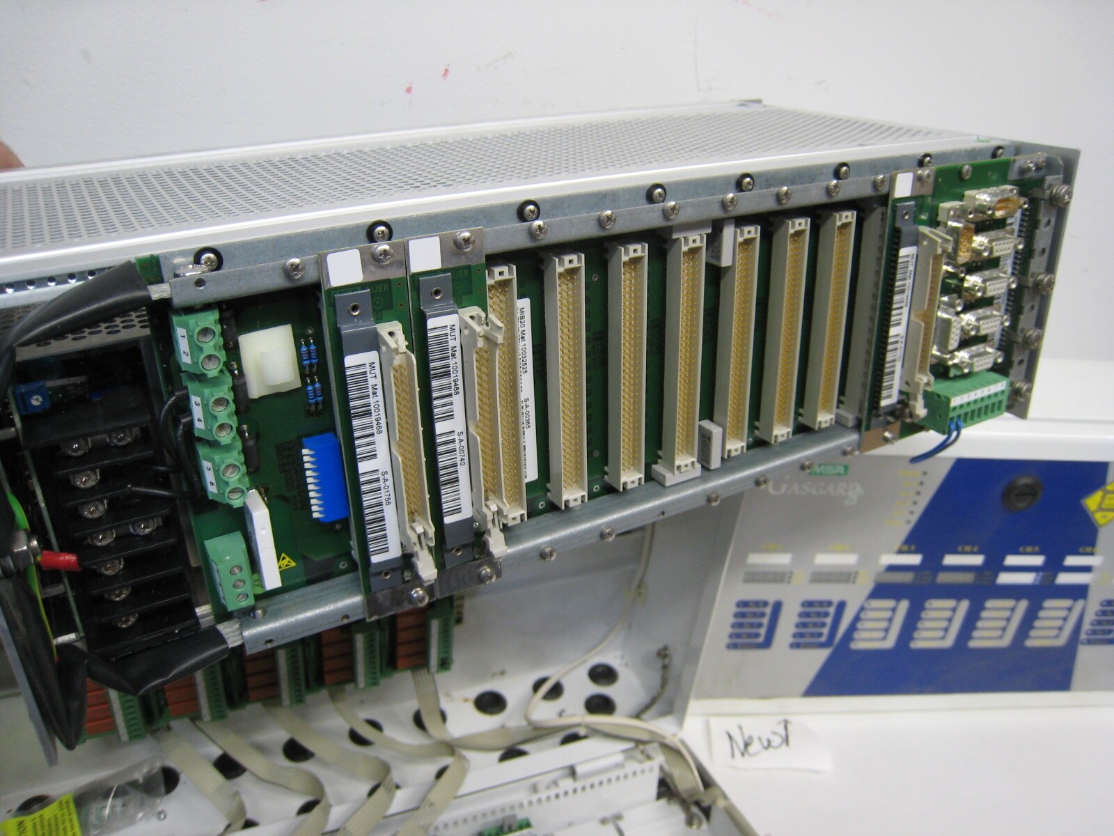 3 MSA SUPREMA 10032462 S C 608 GASGARD 8 90704001 Monitor 115Vac 20VA ...