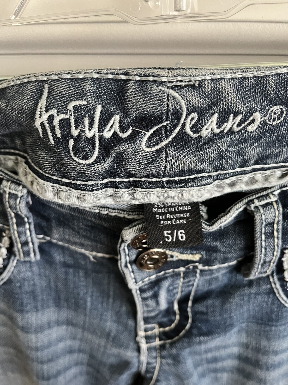 Ariya Women’s Jeans Distressed Thick Stitch Women’s /… - Gem