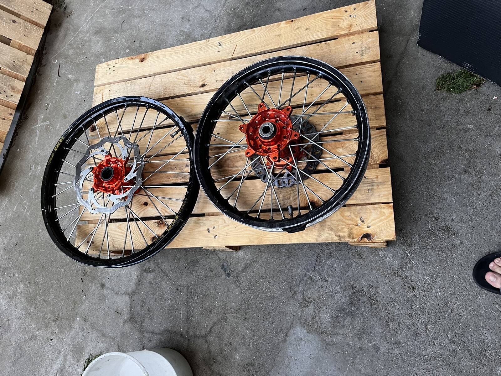 KTM Exc Anodized Hub Excel Rims | E06CA0101 | Black | Aluminum ...